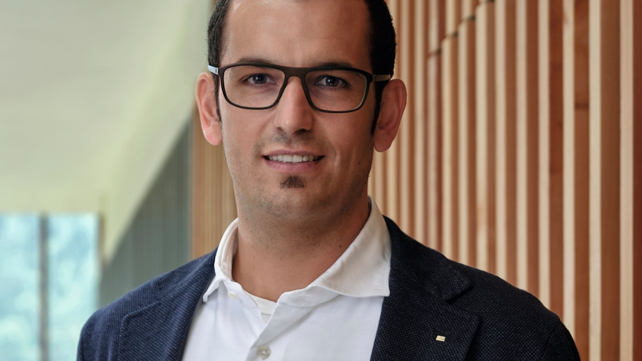 Holz: Michael Egger jr: "Mein Vater dachte an einen Scherz" | INDUSTRIEMAGAZIN