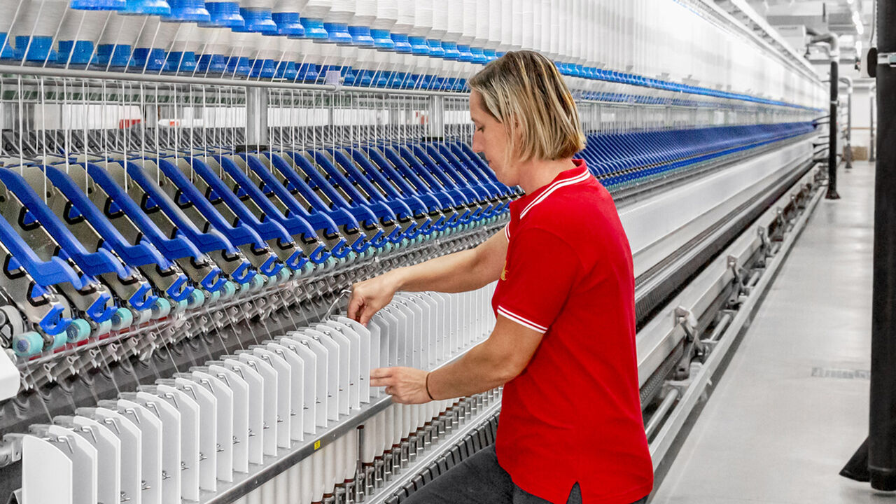 Textil-Industrie: Die Linz Textil AG setzt auf recycelte Garne aus ...