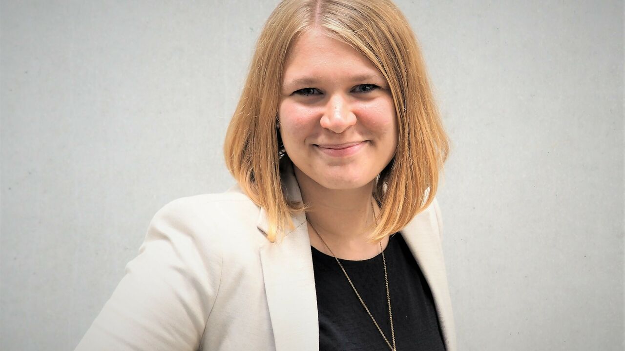 Christina Rami-Mark führt mit Vater Rudolf die Mark Metallwarenfabrik ...