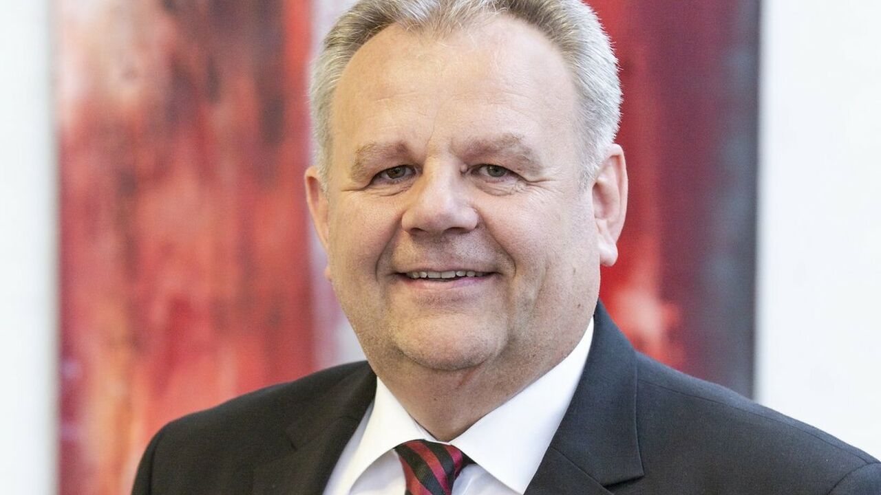 Übernahme: Einverleibt: Wie B&R den Industrieelektronikkonzern ABB zur ...