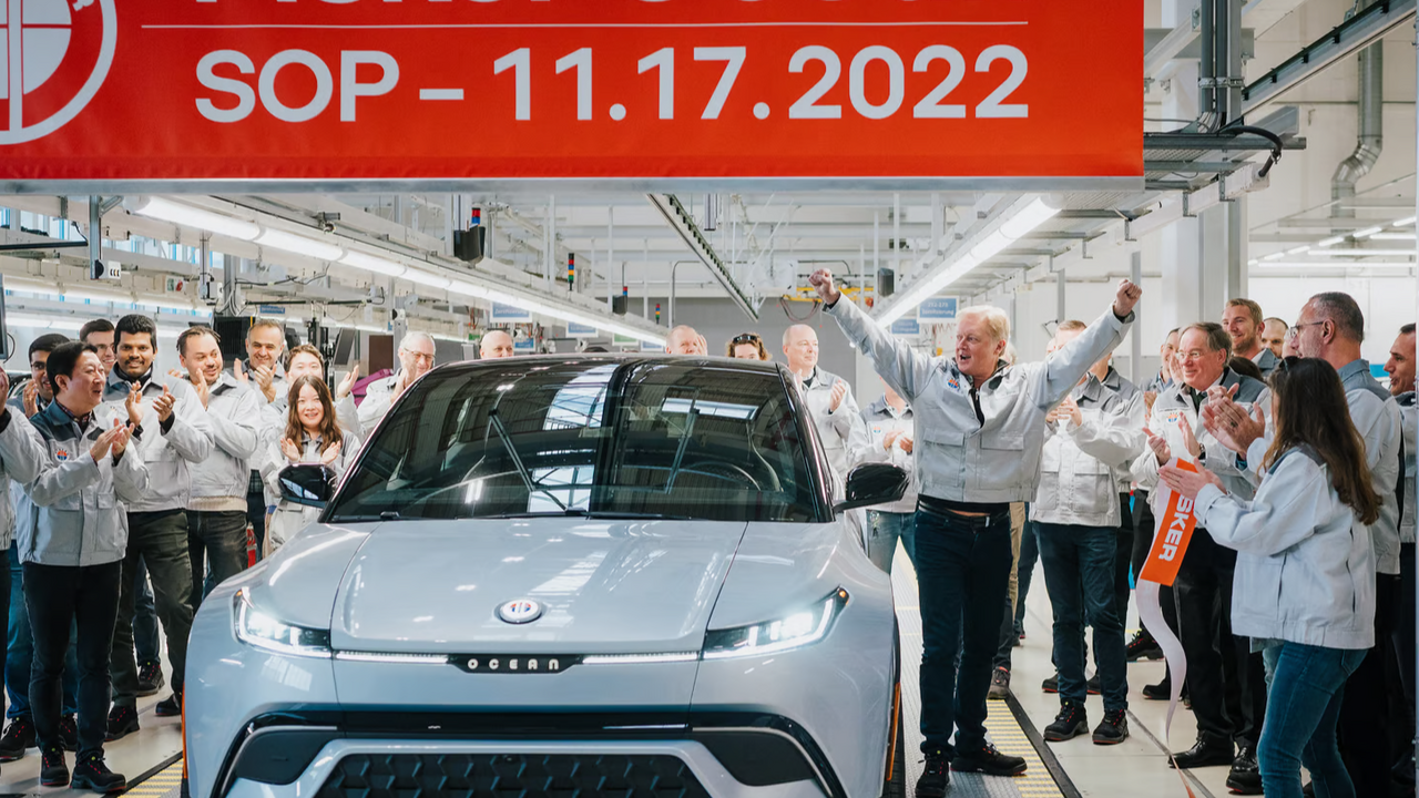 Abbau von 500 Stellen: Magna stoppt Produktion des Fisker Ocean ...